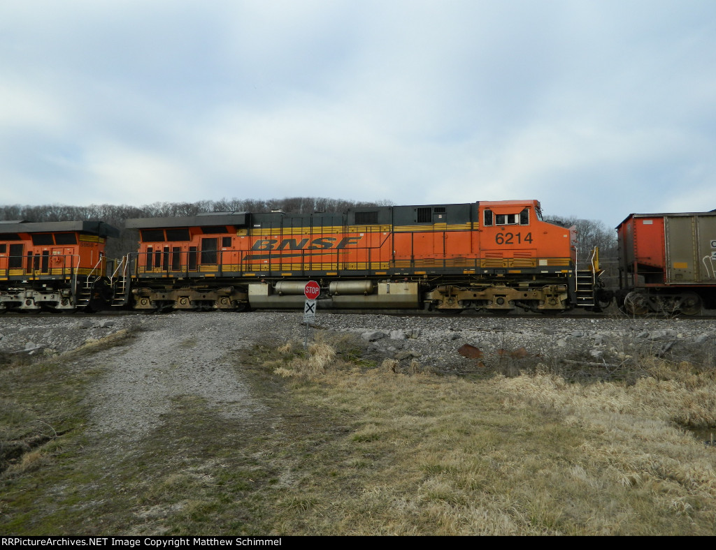 BNSF 6214